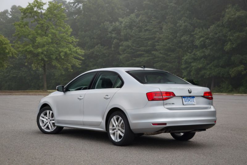 Volkswagen Jetta VI (facelift 2014) 2.0 TDI (150 Hp) DSG